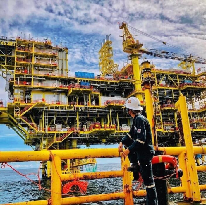 How to Give Training to Oil and Gas Engineers and Technicians